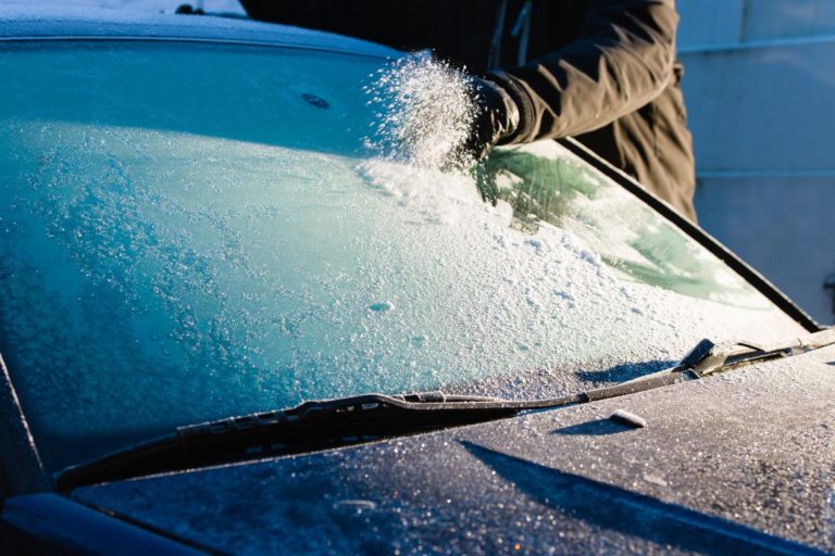 Windshield Repair Tips: 6 Things To Avoid In Winter
